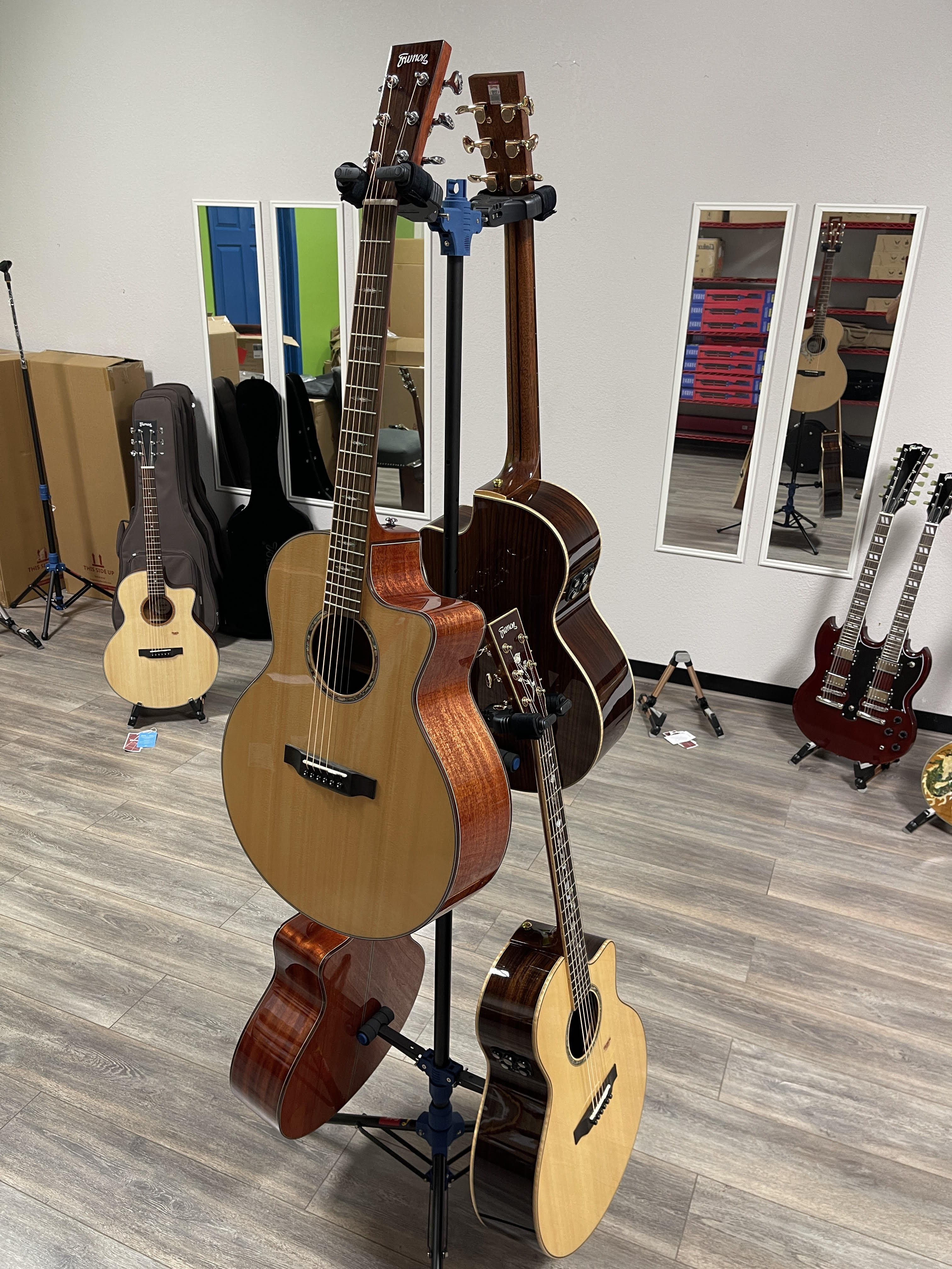 Guitar Stand -214 - Soundwave Guitars